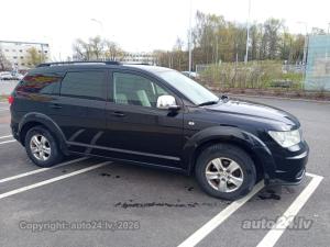 Black Dodge Journey 2008 in Tallinn, with an engine capacity of 2.00 L and mileage of 208 thousand km for 3499 €, photo 8 on AUTOMOTO.COM.LV
