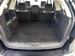 Black Dodge Journey 2008 in Tallinn, with an engine capacity of 2.00 L and mileage of 208 thousand km for 3499 €, photo 13 on AUTOMOTO.COM.LV