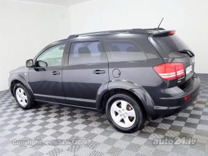 Melns Dodge Journey 2008 Tallina, ar dzinēja tilpumu 2.00 L un nobraukumu 289 tūkst. km par 1999 €, foto 5 vietnē AUTOMOTO.COM.LV