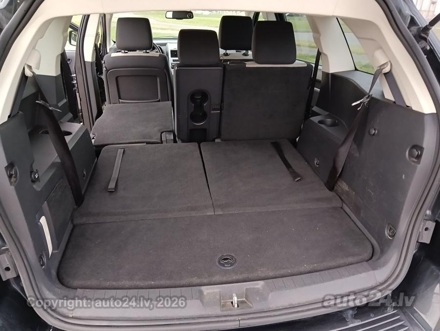 Melns Dodge Journey 2009 Tallina, ar dzinēja tilpumu 2.00 L un nobraukumu 421 tūkst. km par 1399 €, foto 10 vietnē AUTOMOTO.COM.LV