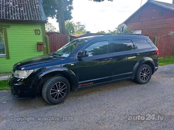 Melns Dodge Journey 2010 Valga, ar dzinēja tilpumu 2.00 L un nobraukumu 266 tūkst. km par 3500 €, foto 2 vietnē AUTOMOTO.COM.LV