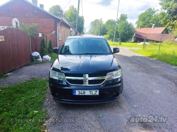 Black Dodge Journey 2010 in Valga, with an engine capacity of 2.00 L and mileage of 266 thousand km for 3500 €, photo 1 on AUTOMOTO.COM.LV