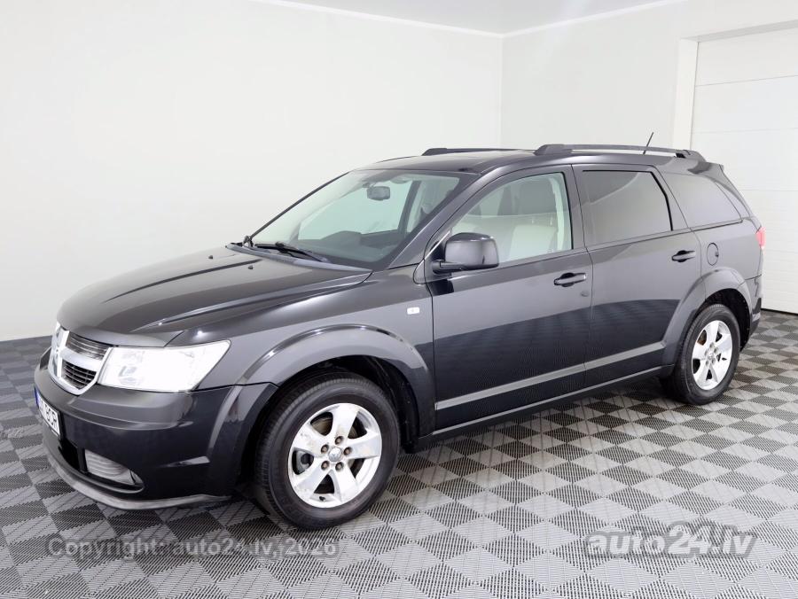 Melns Dodge Journey 2010 Tallina, ar dzinēja tilpumu 2.00 L un nobraukumu 179 tūkst. km par 3199 €, foto 3 vietnē AUTOMOTO.COM.LV