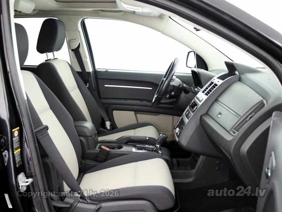 Melns Dodge Journey 2010 Tallina, ar dzinēja tilpumu 2.00 L un nobraukumu 179 tūkst. km par 3199 €, foto 7 vietnē AUTOMOTO.COM.LV