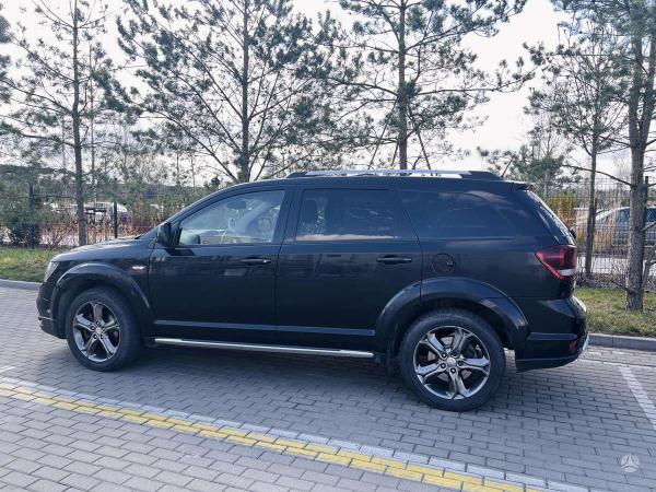 Melns Dodge Journey 2016 Kauņa, ar dzinēja tilpumu 2.40 L un nobraukumu 171 tūkst. km par 6990 €, foto 7 vietnē AUTOMOTO.COM.LV