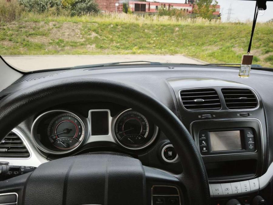 Zils Dodge Journey 2014 Kauņa, ar dzinēja tilpumu 3.60 L un nobraukumu 232 tūkst. km par 7500 €, foto 10 vietnē AUTOMOTO.COM.LV