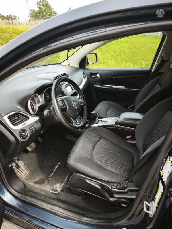 Dodge Journey 2014 Kauņa vietnē Zils Dodge Journey 2014 Kauņa, ar dzinēja tilpumu 3.60 L un nobraukumu 232 tūkst. km par 7500 €, foto 11 vietnē AUTOMOTO.COM.LV
