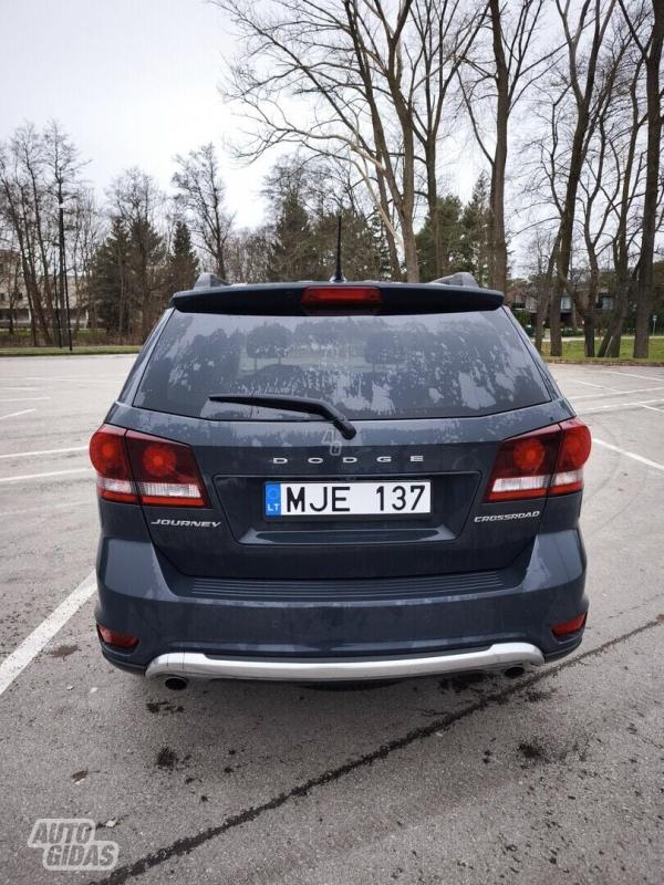 Zils Dodge Journey 2017 Palanga, ar dzinēja tilpumu 3.60 L un nobraukumu 162 tūkst. km par 10950 €, foto 5 vietnē AUTOMOTO.COM.LV