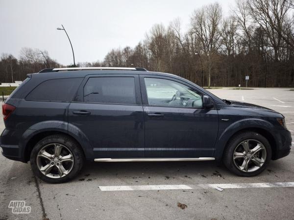 Zils Dodge Journey 2017 Palanga, ar dzinēja tilpumu 3.60 L un nobraukumu 162 tūkst. km par 10950 €, foto 6 vietnē AUTOMOTO.COM.LV