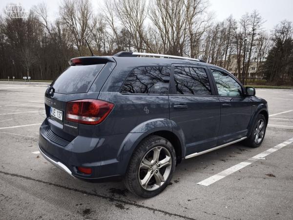 Zils Dodge Journey 2017 Palanga, ar dzinēja tilpumu 3.60 L un nobraukumu 162 tūkst. km par 10950 €, foto 7 vietnē AUTOMOTO.COM.LV