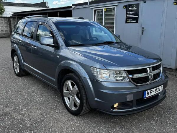 Blue Dodge Journey 2009 in Daugavpils, with an engine capacity of 2.00 L and mileage of 329 thousand km for 3500 €, photo 1 on AUTOMOTO.COM.LV