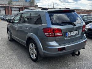 Zils Dodge Journey 2009 Daugavpils, ar dzinēja tilpumu 2.00 L un nobraukumu 0 tūkst. km par 3500 €, foto 5 vietnē AUTOMOTO.COM.LV