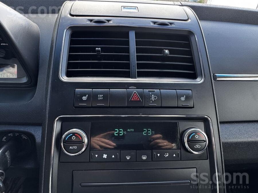 Zils Dodge Journey 2009 Daugavpils, ar dzinēja tilpumu 2.00 L un nobraukumu 0 tūkst. km par 3500 €, foto 18 vietnē AUTOMOTO.COM.LV