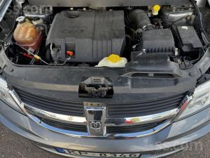 Zils Dodge Journey 2009 Daugavpils, ar dzinēja tilpumu 2.00 L un nobraukumu 0 tūkst. km par 3500 €, foto 28 vietnē AUTOMOTO.COM.LV
