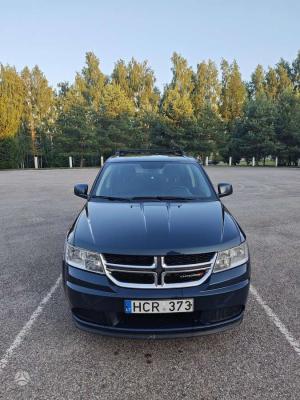 Blue Dodge Journey 2014 in Alytus, with an engine capacity of 2.40 L and mileage of 372 thousand km for 2500 €, photo 3 on AUTOMOTO.COM.LV