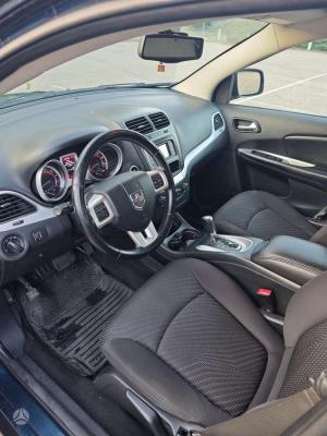 Blue Dodge Journey 2014 in Alytus, with an engine capacity of 2.40 L and mileage of 372 thousand km for 2500 €, photo 10 on AUTOMOTO.COM.LV