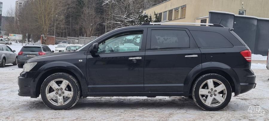 Dodge Journey 2010 in Vilnius, with an engine capacity of 2.00 L and mileage of 263 thousand km for 3650 €, photo 5 on AUTOMOTO.COM.LV