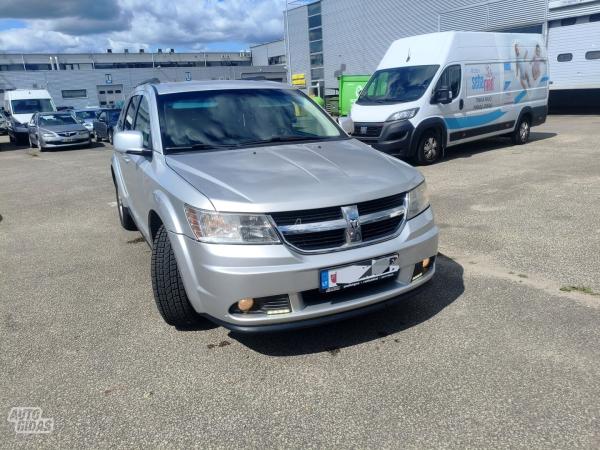 Dodge Journey 2010 Viļņa, ar dzinēja tilpumu 3.50 L un nobraukumu 109 tūkst. km par 2500 €, foto 1 vietnē AUTOMOTO.COM.LV