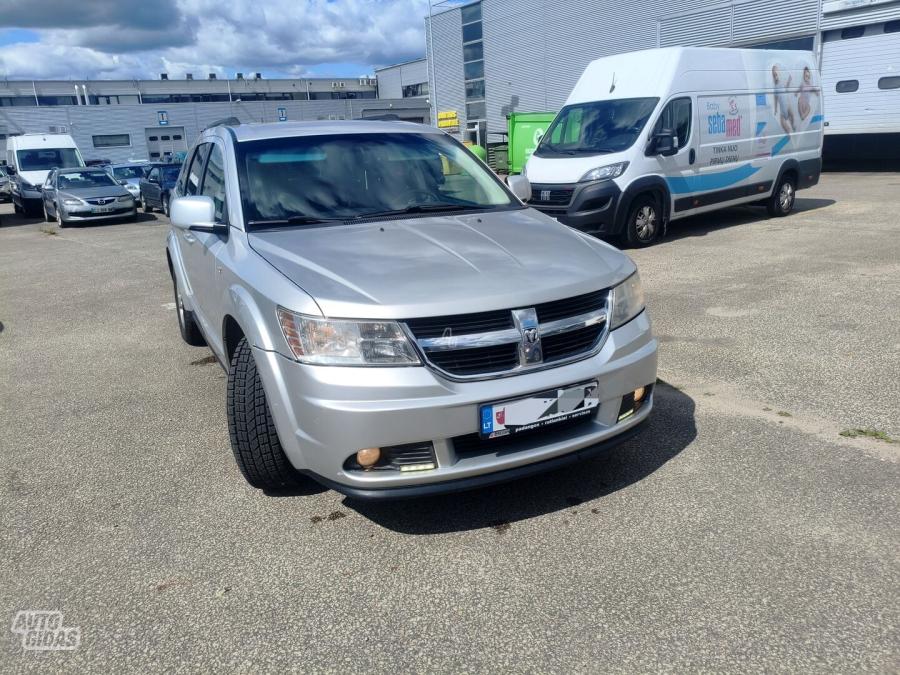 Dodge Journey 2010 in Vilnius, with an engine capacity of 3.50 L and mileage of 109 thousand km for 2500 €, photo 1 on AUTOMOTO.COM.LV