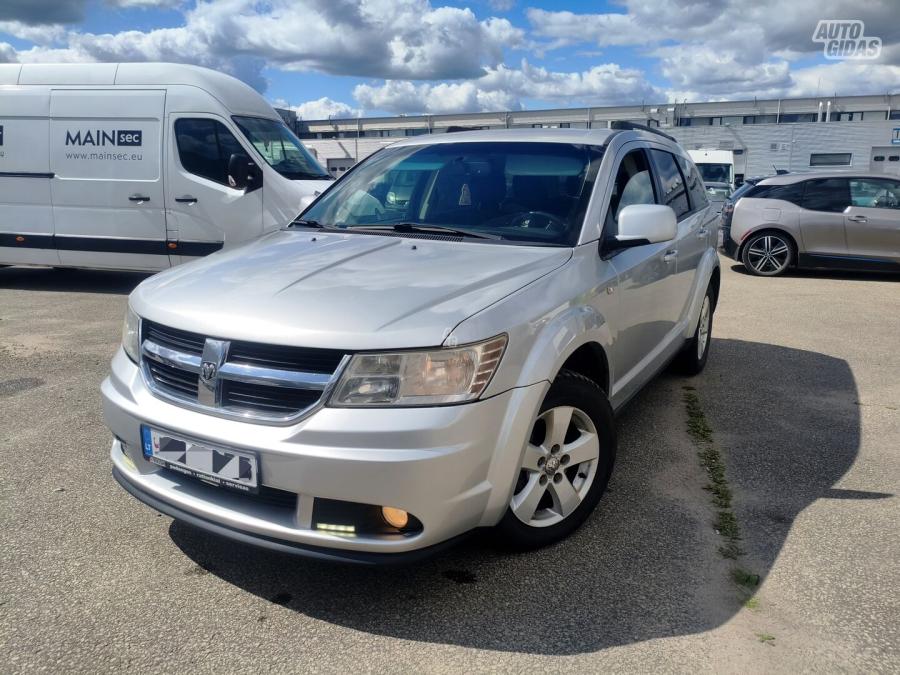 Dodge Journey 2010 in Vilnius, with an engine capacity of 3.50 L and mileage of 109 thousand km for 2500 €, photo 5 on AUTOMOTO.COM.LV