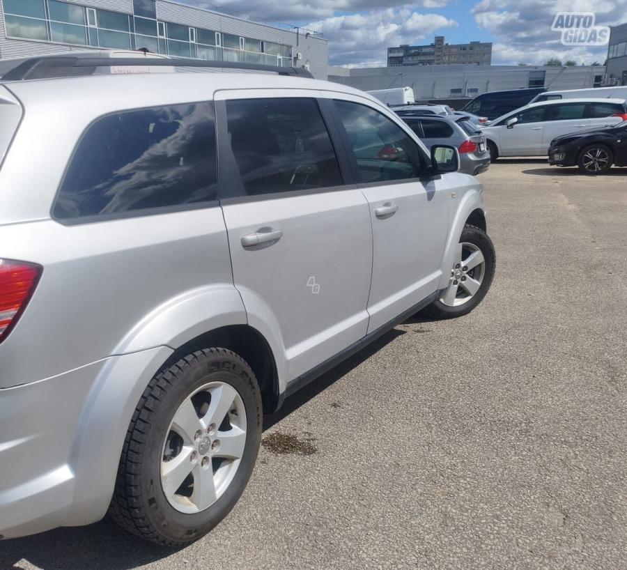 Dodge Journey 2010 in Vilnius, with an engine capacity of 3.50 L and mileage of 109 thousand km for 2500 €, photo 9 on AUTOMOTO.COM.LV