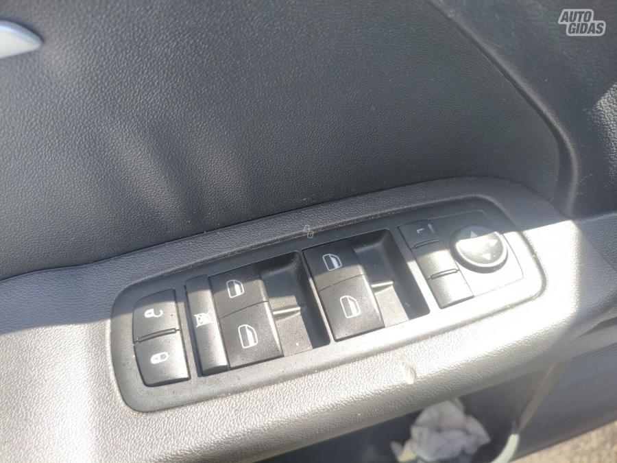 Dodge Journey 2010 in Vilnius, with an engine capacity of 3.50 L and mileage of 109 thousand km for 2500 €, photo 14 on AUTOMOTO.COM.LV
