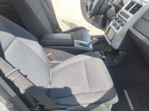 Dodge Journey 2010 in Vilnius, with an engine capacity of 3.50 L and mileage of 109 thousand km for 2500 €, photo 19 on AUTOMOTO.COM.LV