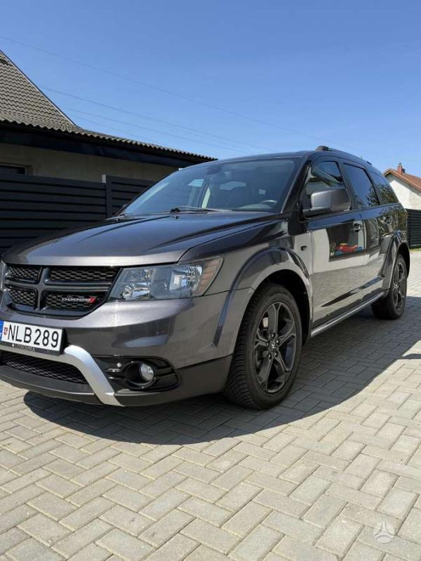 Dodge Journey 2018 in Klaipeda, with an engine capacity of 3.61 L and mileage of 200 thousand km for 11999 €, photo 6 on AUTOMOTO.COM.LV
