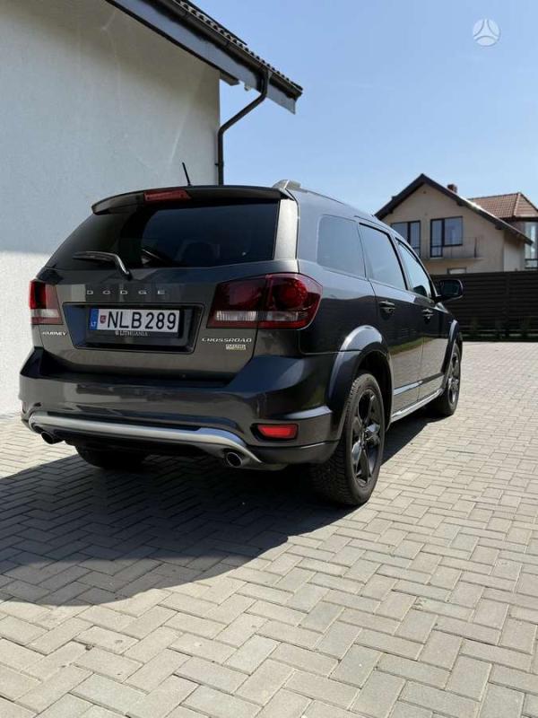 Dodge Journey 2018 in Klaipeda, with an engine capacity of 3.61 L and mileage of 200 thousand km for 11999 €, photo 7 on AUTOMOTO.COM.LV