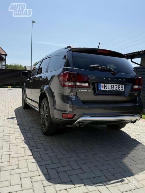 Dodge Journey 2018 Klaipėda, ar dzinēja tilpumu 3.60 L un nobraukumu 200 tūkst. km par 11999 €, foto 5 vietnē AUTOMOTO.COM.LV