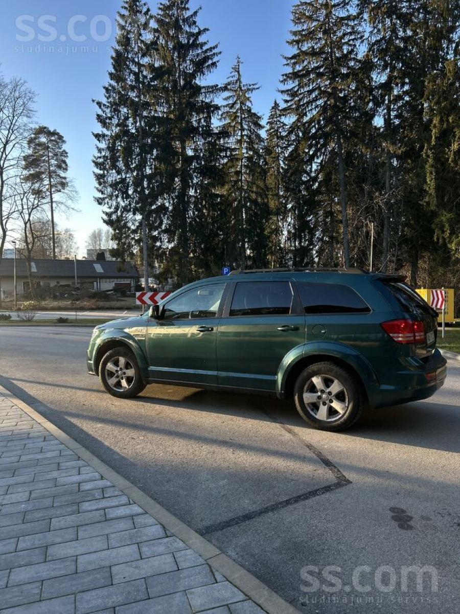 Zaļš Dodge Journey 2008 Ogre, ar dzinēja tilpumu 2.00 L un nobraukumu 0 tūkst. km par 3380 €, foto 3 vietnē AUTOMOTO.COM.LV