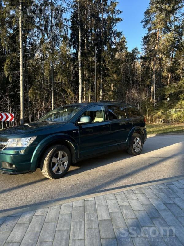 Zaļš Dodge Journey 2008 Ogre, ar dzinēja tilpumu 2.00 L un nobraukumu 0 tūkst. km par 2885 €, foto 2 vietnē AUTOMOTO.COM.LV