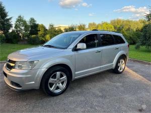 Grey Dodge Journey 2008 in Kaunas, with an engine capacity of 1.97 L and mileage of 279 thousand km for 1950 €, photo 8 on AUTOMOTO.COM.LV