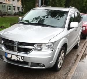 Pelēks Dodge Journey 2009 Ogre, ar dzinēja tilpumu 2.00 L un nobraukumu 202 tūkst. km par 3700 €, foto 4 vietnē AUTOMOTO.COM.LV