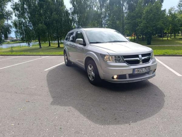 Pelēks Dodge Journey 2009 Kretinga, ar dzinēja tilpumu 1.97 L un nobraukumu 257 tūkst. km par 3599 €, foto 6 vietnē AUTOMOTO.COM.LV