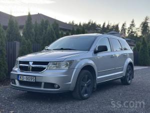 Pelēks Dodge Journey 2009 Rīga, ar dzinēja tilpumu 2.00 L un nobraukumu 270 tūkst. km par 3200 €, foto  vietnē AUTOMOTO.COM.LV