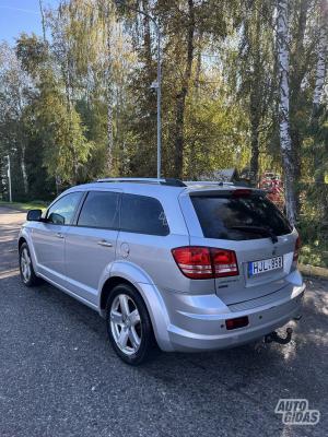 Pelēks Dodge Journey 2009 Šakiai, ar dzinēja tilpumu 2.00 L un nobraukumu 392 tūkst. km par 1000 €, foto 8 vietnē AUTOMOTO.COM.LV