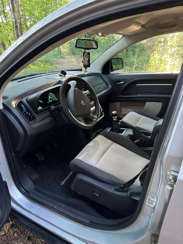Grey Dodge Journey 2010 in Kursenai, with an engine capacity of 1.97 L and mileage of 310 thousand km for 1700 €, photo 2 on AUTOMOTO.COM.LV