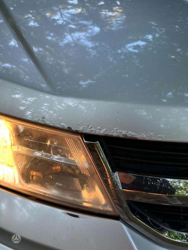 Grey Dodge Journey 2010 in Kursenai, with an engine capacity of 1.97 L and mileage of 310 thousand km for 1700 €, photo 5 on AUTOMOTO.COM.LV