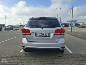 Grey Dodge Journey 2011 in Klaipeda, with an engine capacity of 2.40 L and mileage of 394 thousand km for 3800 €, photo 6 on AUTOMOTO.COM.LV