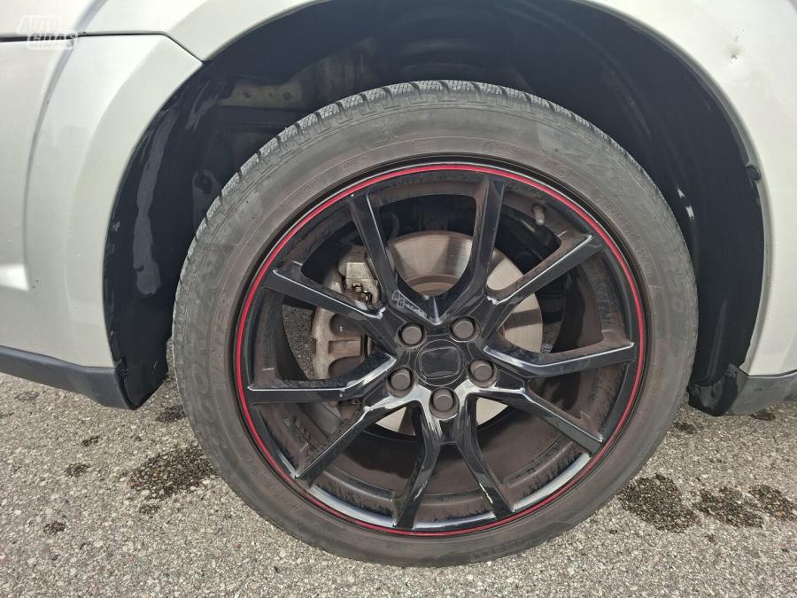 Grey Dodge Journey 2011 in Klaipeda, with an engine capacity of 2.40 L and mileage of 394 thousand km for 3800 €, photo 8 on AUTOMOTO.COM.LV