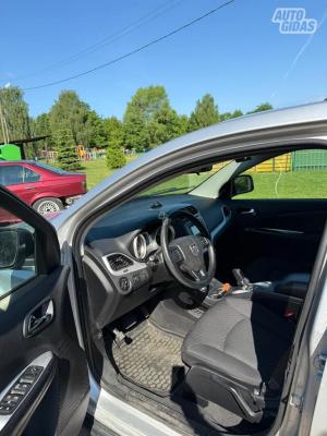 Pelēks Dodge Journey 2012 Radviliškis, ar dzinēja tilpumu 3.60 L un nobraukumu 217 tūkst. km par 4600 €, foto 5 vietnē AUTOMOTO.COM.LV