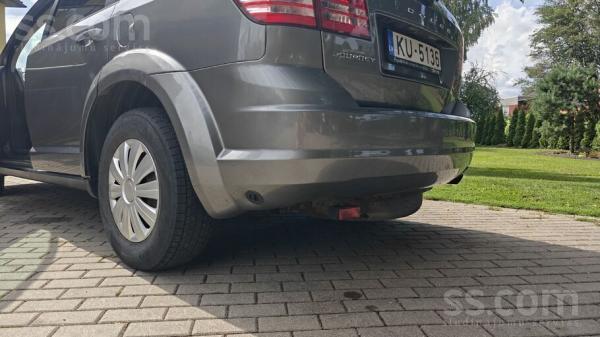 Pelēks Dodge Journey 2012 Rīga, ar dzinēja tilpumu 2.40 L un nobraukumu 237 tūkst. km par 4500 €, foto 4 vietnē AUTOMOTO.COM.LV