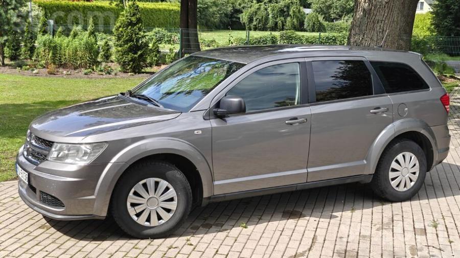 Pelēks Dodge Journey 2012 Rīga, ar dzinēja tilpumu 2.40 L un nobraukumu 237 tūkst. km par 4500 €, foto 6 vietnē AUTOMOTO.COM.LV
