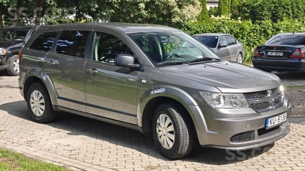 Pelēks Dodge Journey 2012 Rīga, ar dzinēja tilpumu 2.40 L un nobraukumu 237 tūkst. km par 4500 €, foto 10 vietnē AUTOMOTO.COM.LV