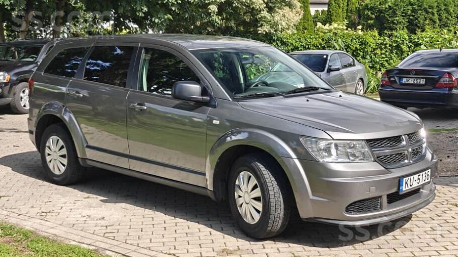Pelēks Dodge Journey 2012 Rīga, ar dzinēja tilpumu 2.40 L un nobraukumu 237 tūkst. km par 4500 €, foto 11 vietnē AUTOMOTO.COM.LV