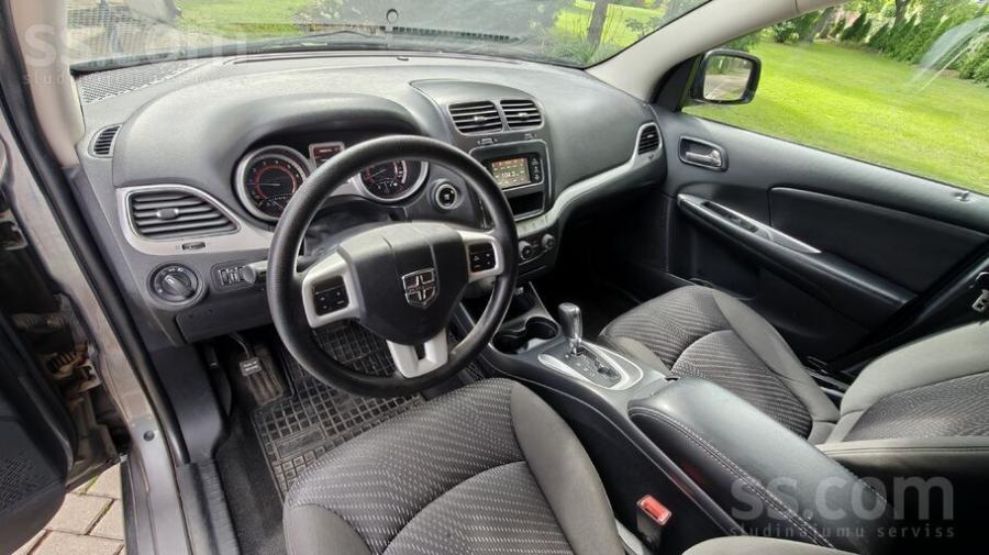 Pelēks Dodge Journey 2012 Rīga, ar dzinēja tilpumu 2.40 L un nobraukumu 237 tūkst. km par 4500 €, foto 14 vietnē AUTOMOTO.COM.LV