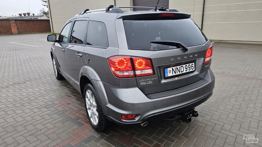 Grey Dodge Journey 2013 in Vilnius, with an engine capacity of 3.60 L and mileage of 237 thousand km for 7900 €, photo 3 on AUTOMOTO.COM.LV