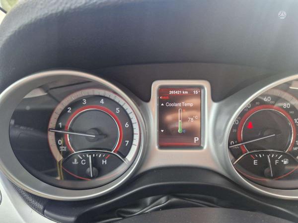 Dodge Journey 2013 in Vilnius on AUTOMOTO.COM.LV Grey Dodge Journey 2013 in Vilnius, with an engine capacity of 3.60 L and mileage of 265 thousand km for 8800 €, photo 11 on AUTOMOTO.COM.LV