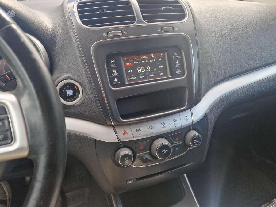 Grey Dodge Journey 2013 in Vilnius, with an engine capacity of 3.60 L and mileage of 265 thousand km for 8800 €, photo 13 on AUTOMOTO.COM.LV